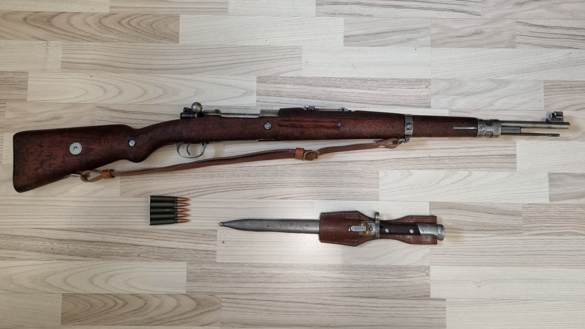 Vz.24 – Romanian contract rifle – arme vechi